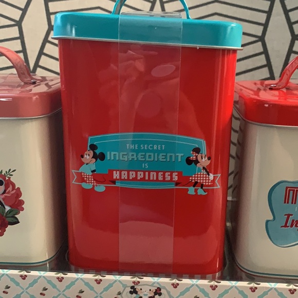 Disney | Kitchen | Mickey And Minnie Mouse Retro Kitchen Canister Set ...